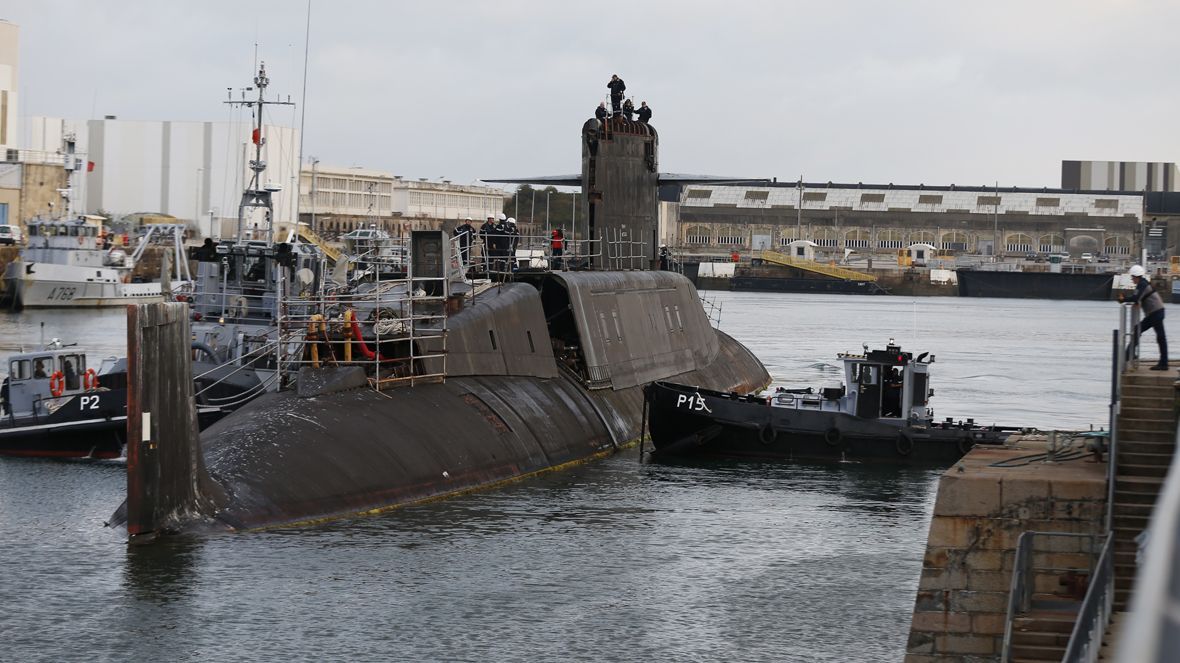 Le sous-marin nucléaire Le Tonnant part à la casse
